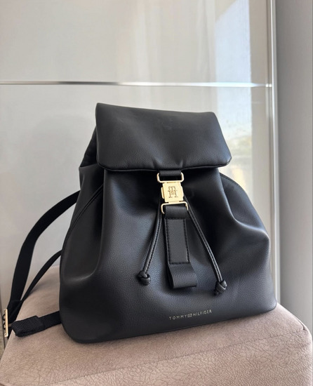 Tommy hilfiger ranac