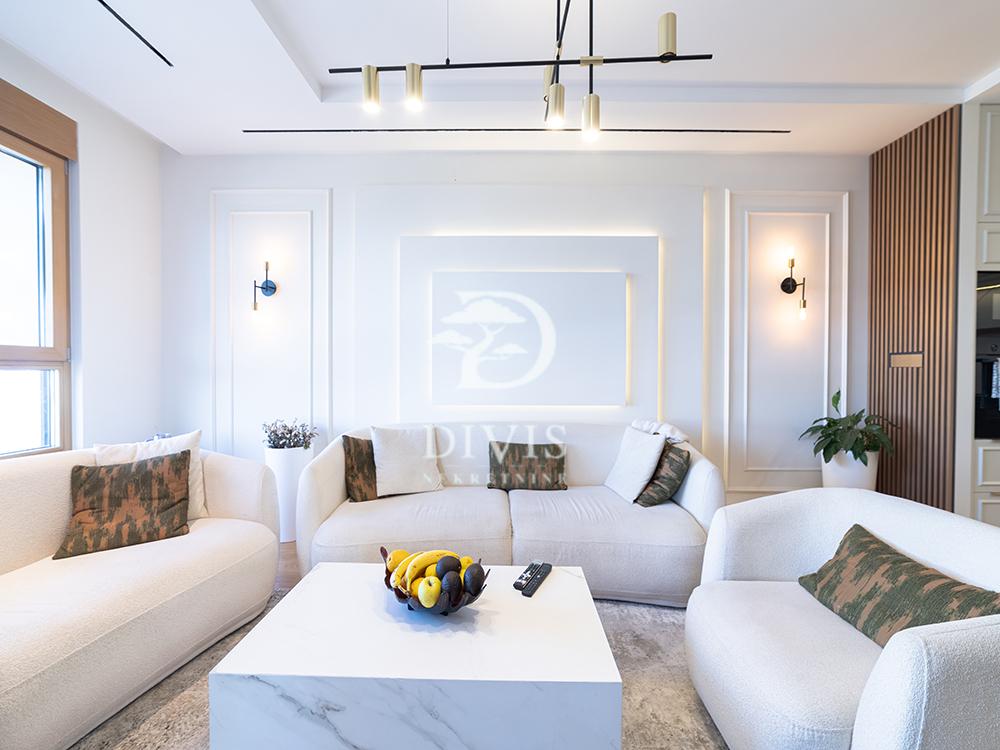 Tadije Sondermajera, Petosoban stan na prodaju, 165m2, 790.000€