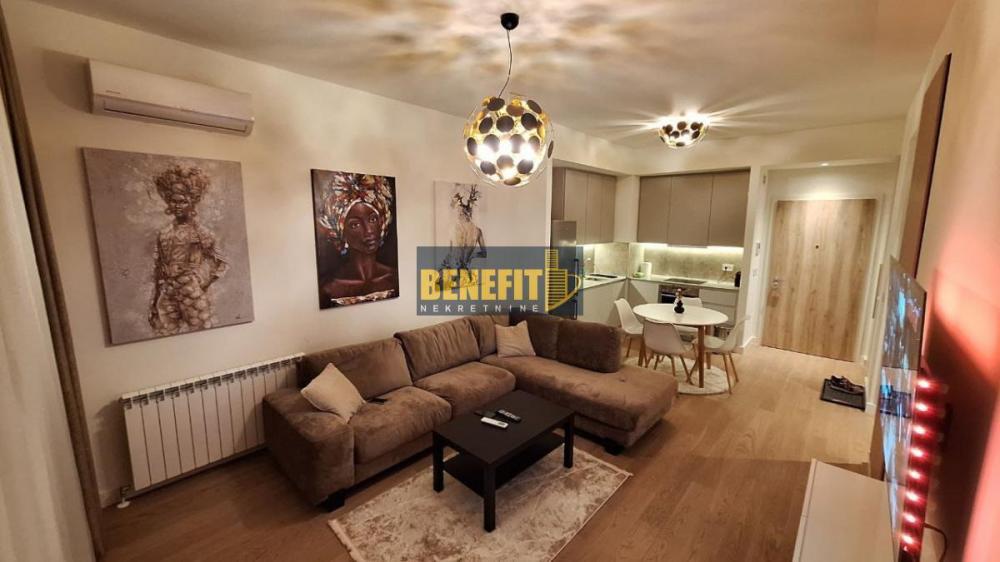 Dvosoban stan na prodaju, 53m2, 275.000€