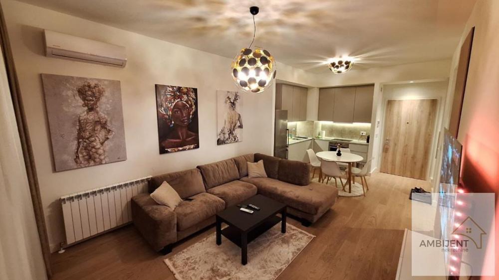 Dvosoban stan na prodaju, 53m2, 275.000€