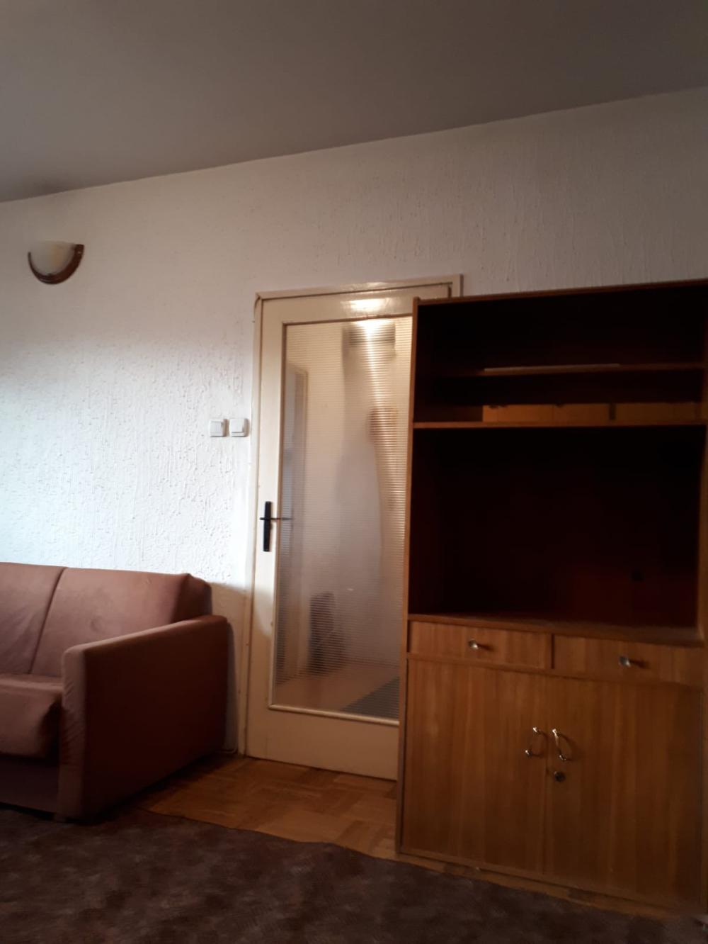 Dvoiposoban stan za izdavanje, 62m2, 400€