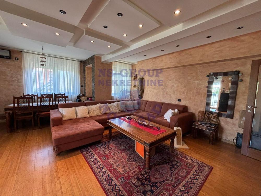 Četvorosoban stan na prodaju, 115m2, 303.850€