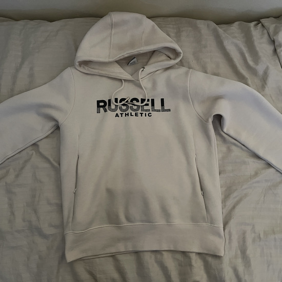 russel athletic duks