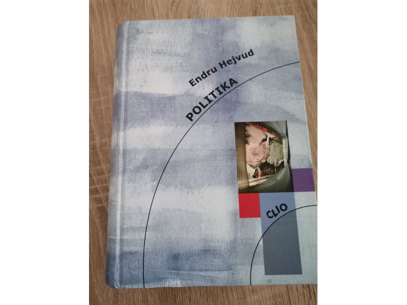 Endru Hejvud, POLITIKA