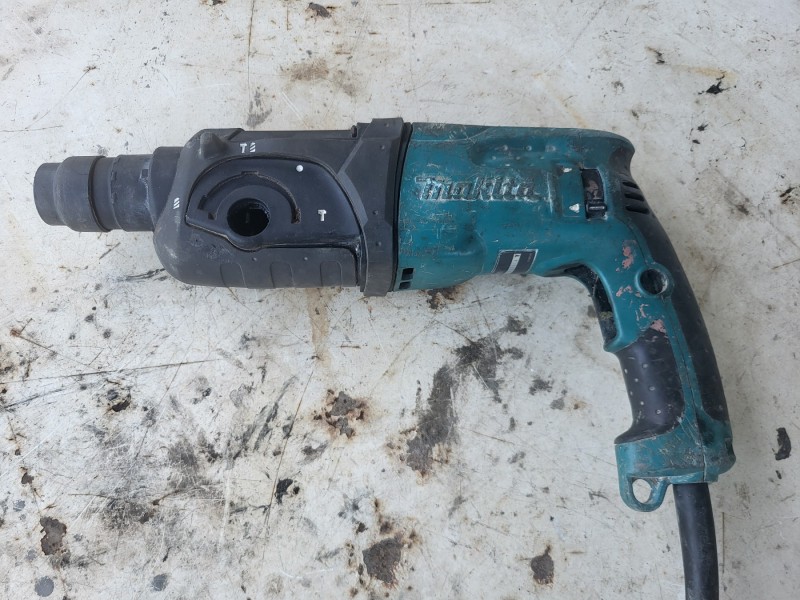 Makita hr2470