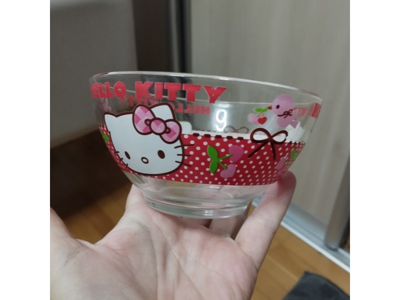 ORIGINAL HELLO KITTY STAKLENA ČINIJA