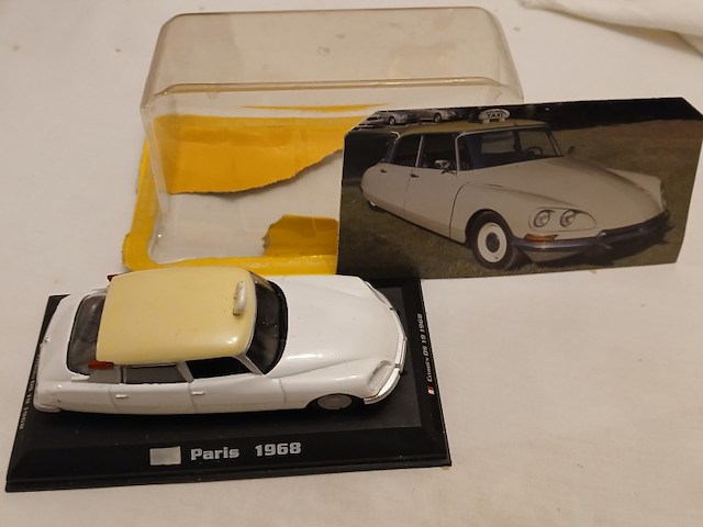 TAXI Paris 1968 autić