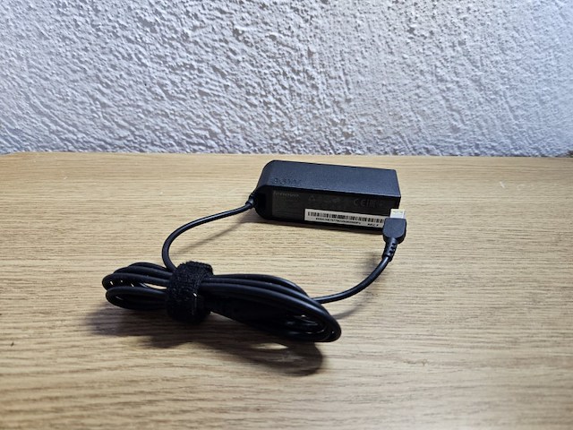 Adapter punjač Lenovo ADLX36NDT2A 12V 36W ThinkPad 10