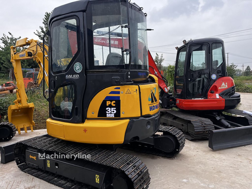 Komatsu PC35 mini bager