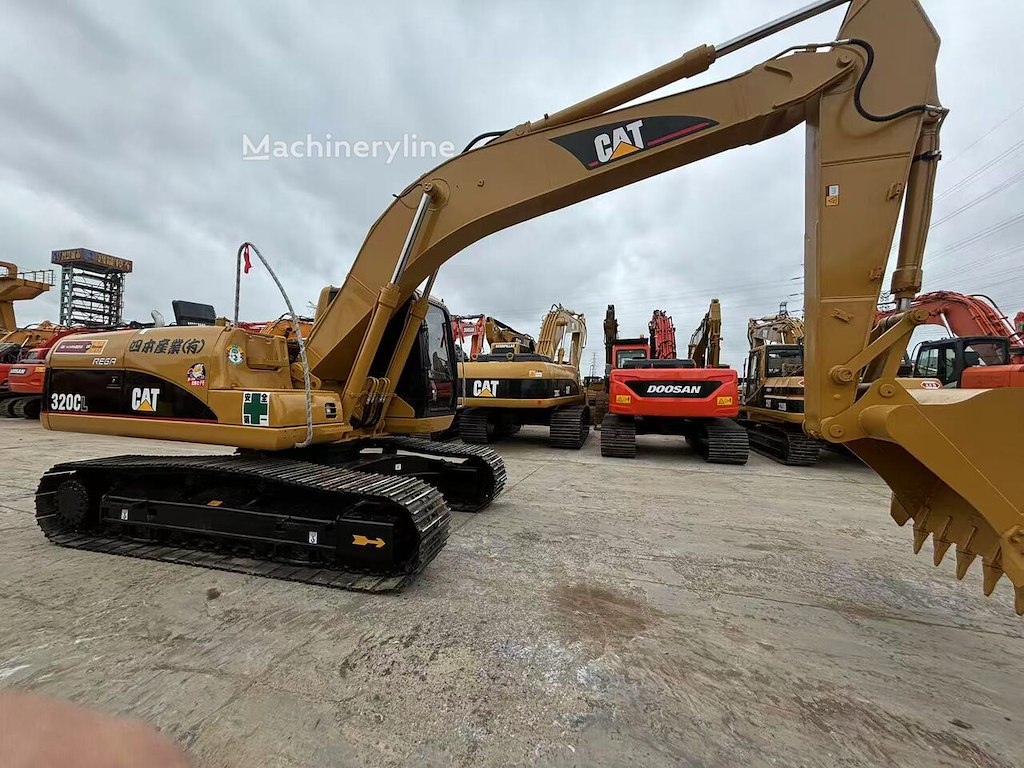 Caterpillar 320CL bager guseničar