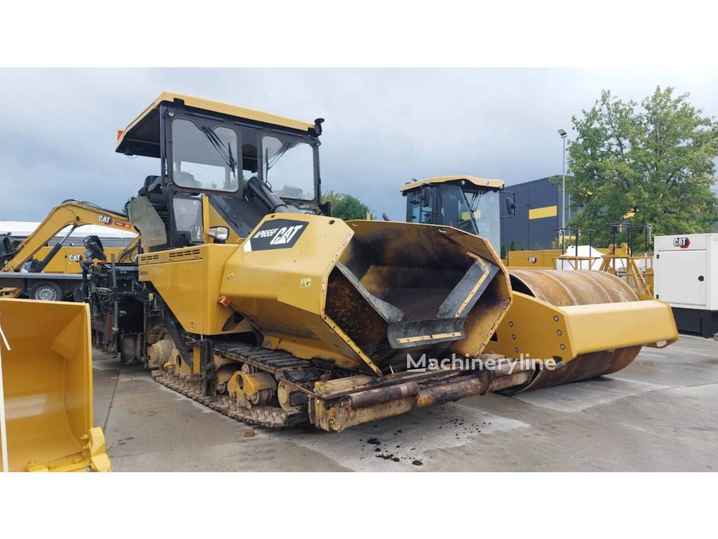 Caterpillar AP655F asfaltni finišer guseničar