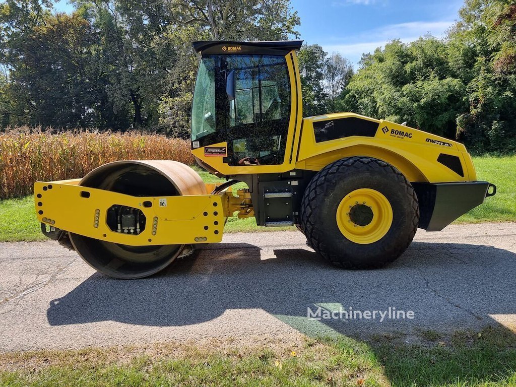 BOMAG BW 213 D-5 PL kompaktor s jednim valjkom