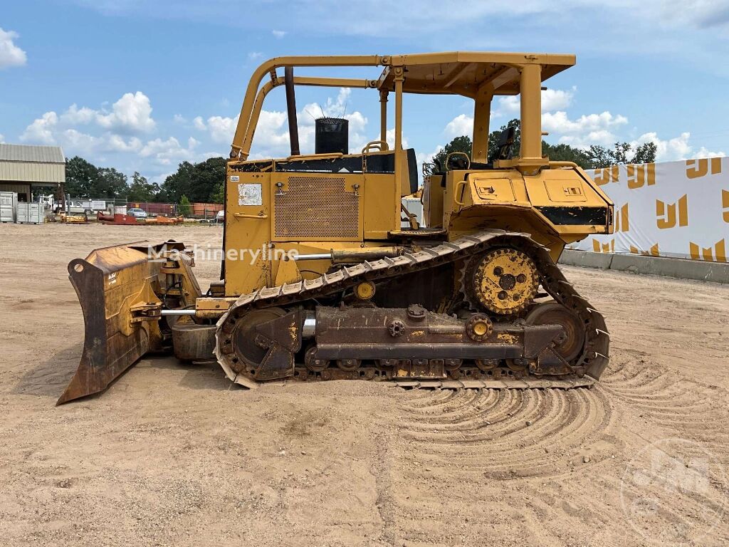 Caterpillar D6M XL (1998) buldožer