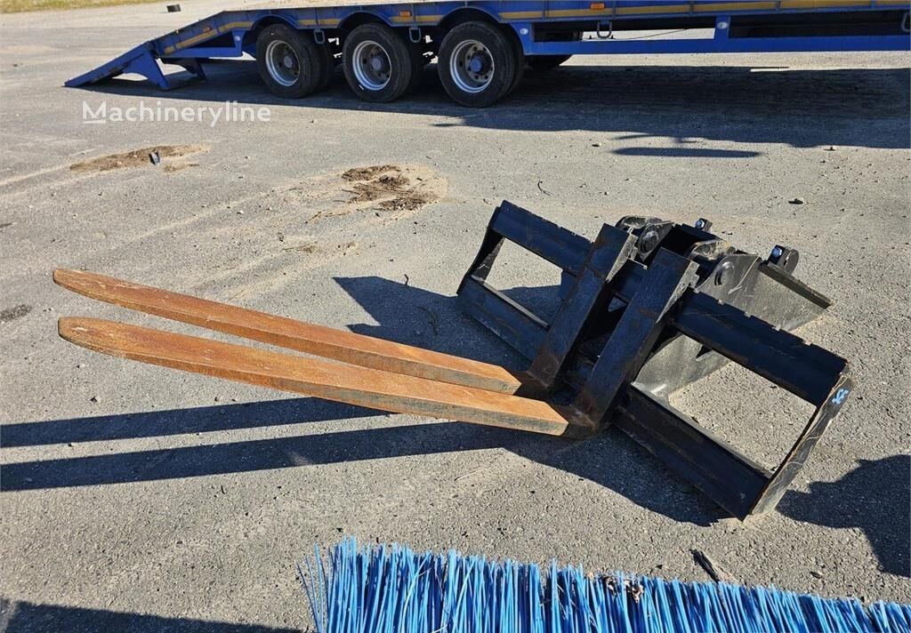 SE Equipment Trukkipiikit viljuške