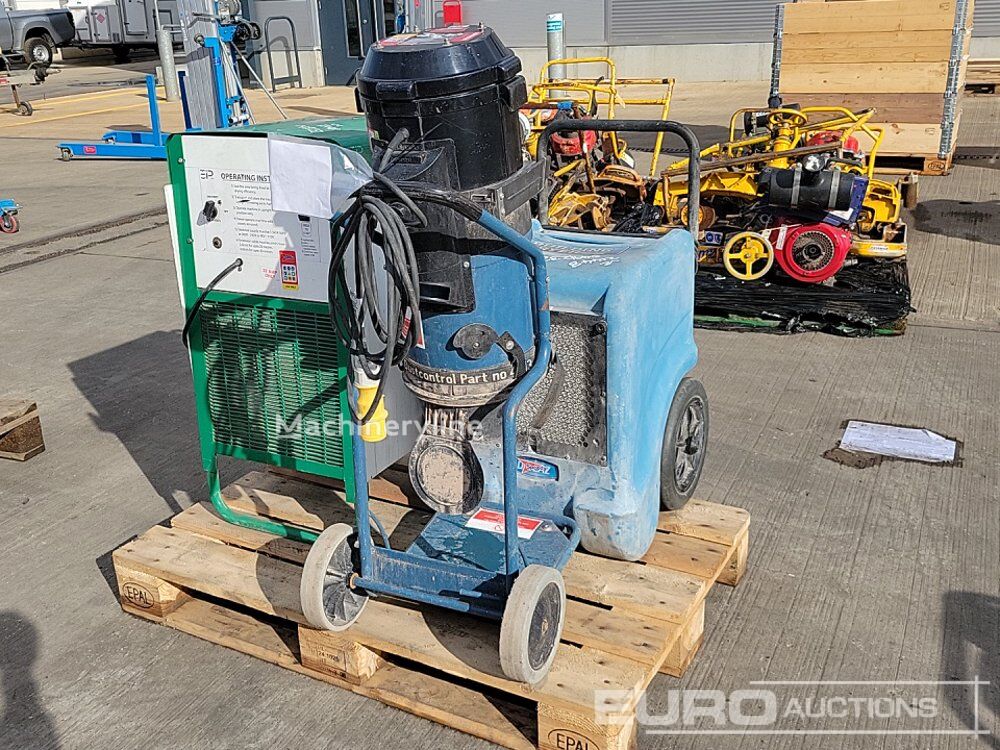 Prodaje se Unit, 110Volt Dehumidifier (2 of) industrijski sakupljač prašine na aukciji