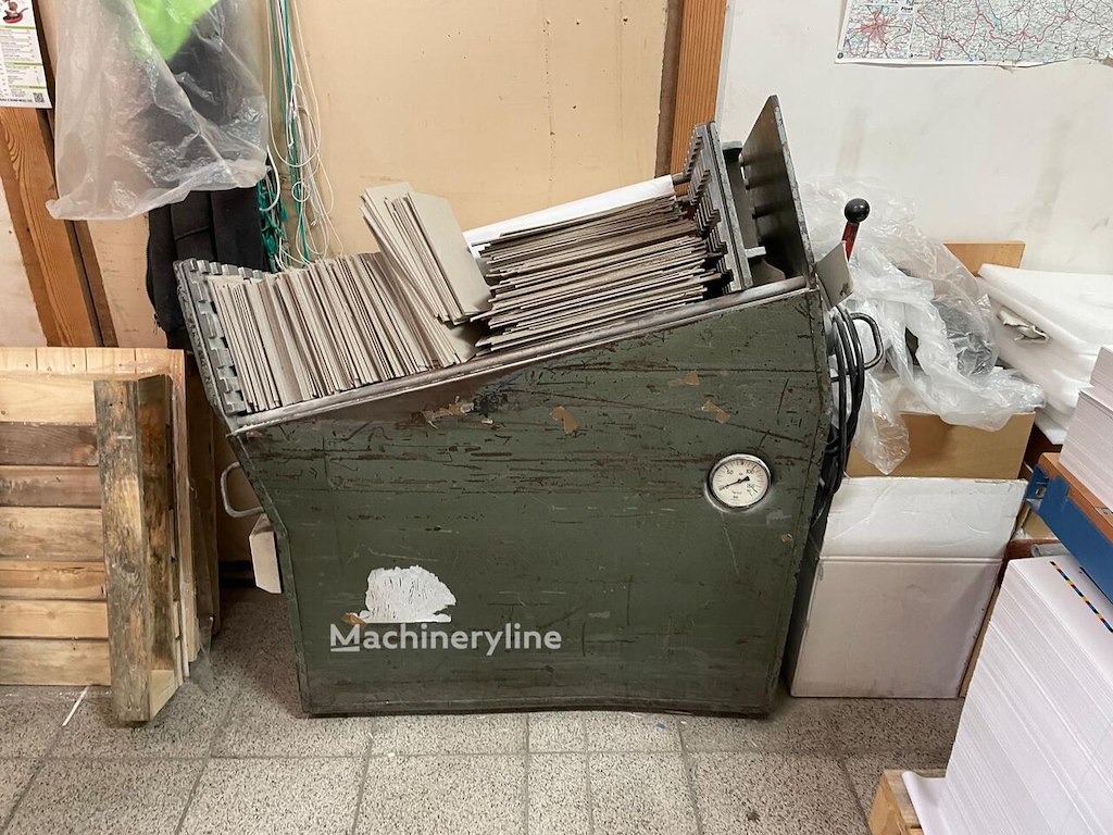 Bundling Press presa za knjige