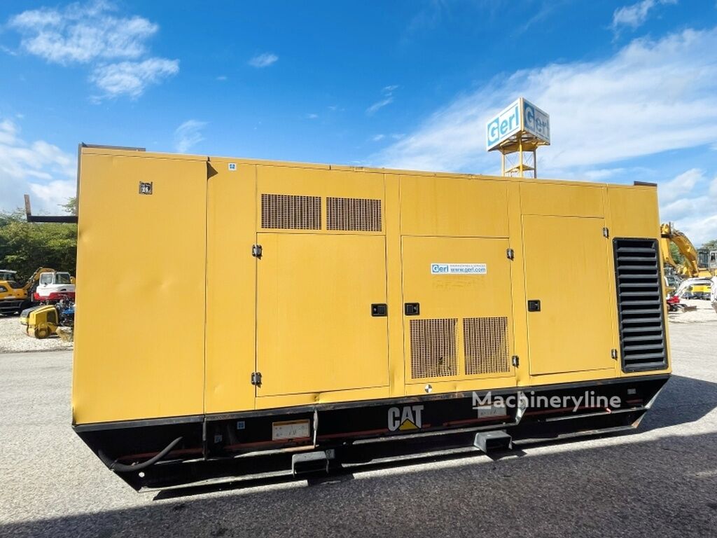 Caterpillar 700 diesel generator