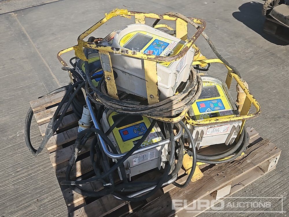 Prodaje se Electrofusion Controller (5 of) ostalu opremu za zavarivanje na aukciji