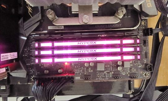 Kingston HX PREDATOR RGB 16GB / 2x 8GB DDR4 3200