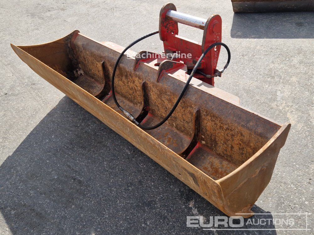 Prodaje se 80" Hydraulic Tilt Ditching Bucket, MS10 to suit 15 Ton Excavato kašiku za gradiranje na aukciji