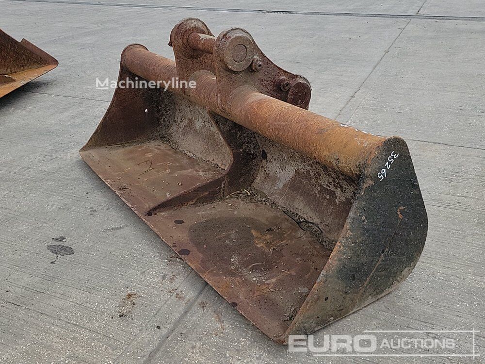 Prodaje se 94" Ditching Bucket 80mm Pin to suit 20 Ton Excavator kašiku za bager na aukciji