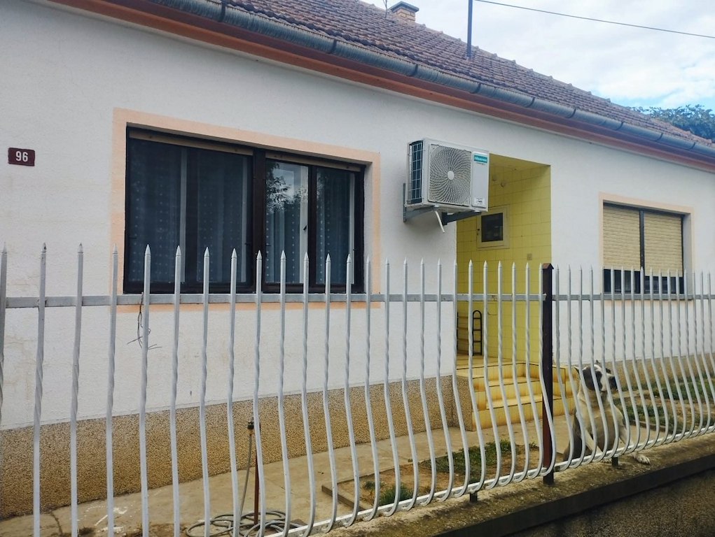 SOMBOR - Kuća 112 m2 na parceli od 617 m2