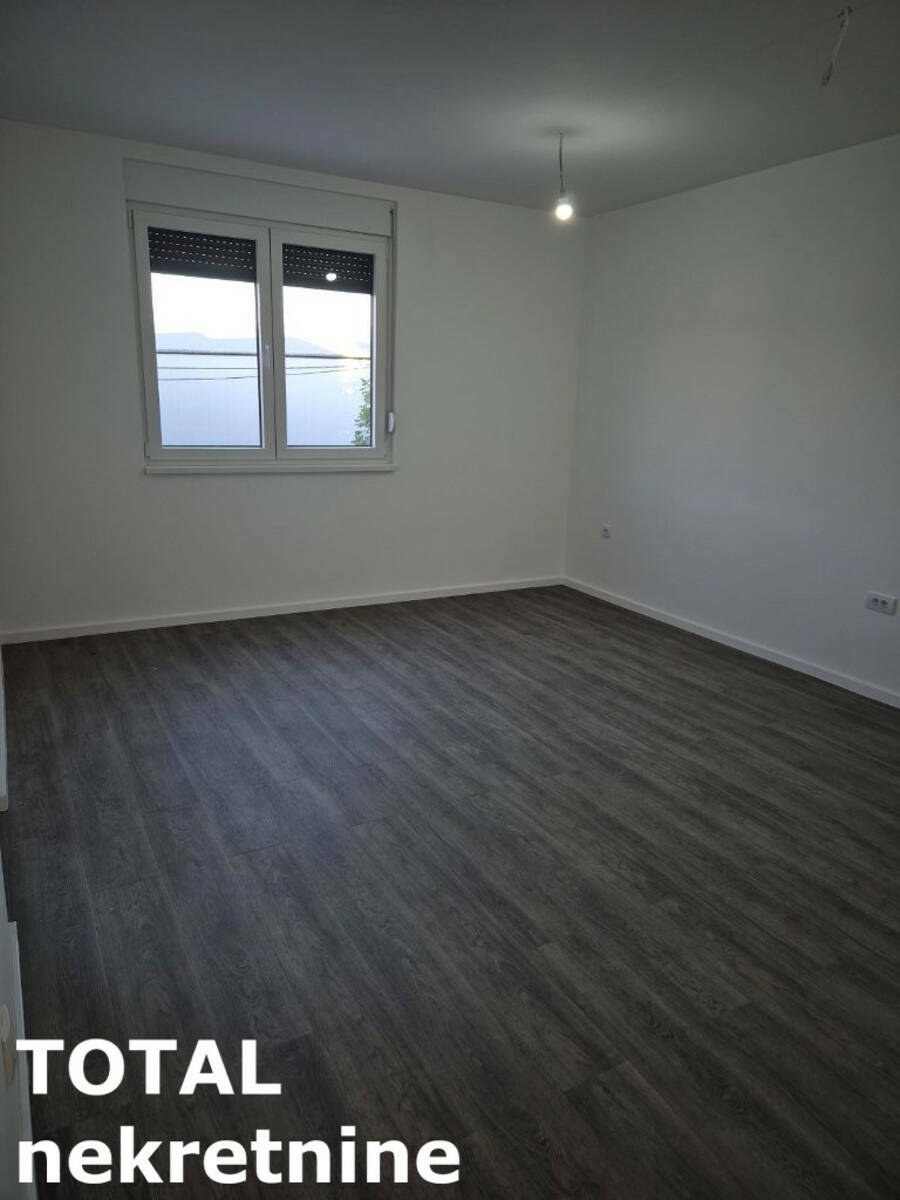 Jednoiposoban stan NOVI SAD, 86520€