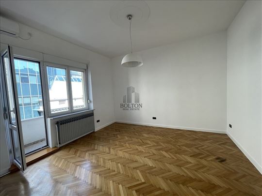 Salonski renoviran stan, poslovni prostor Dobračin