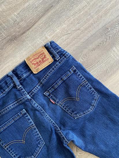 Levis farmerice