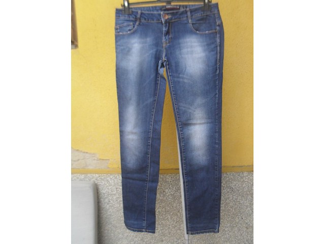 ZARA  DENIM SKINY EXTRA FARKE,VEL. 42