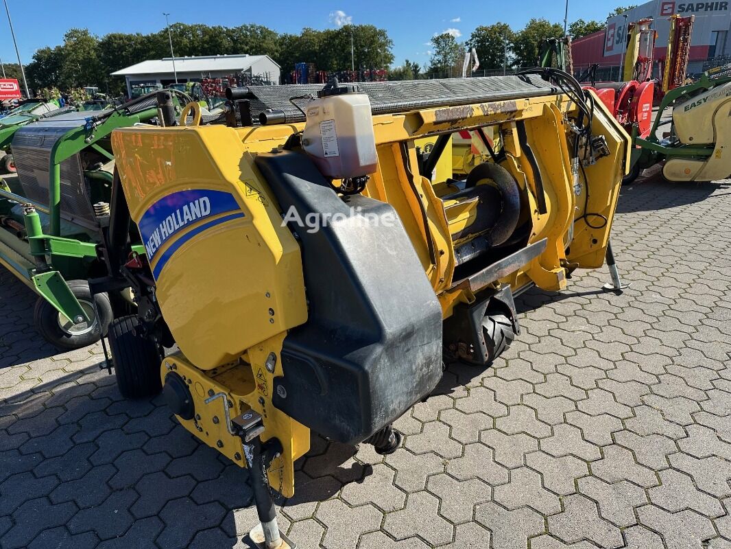 New Holland 30 HPPE sakupljač otkosa