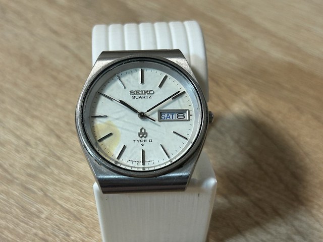 Seiko Type II 8223 Quartz