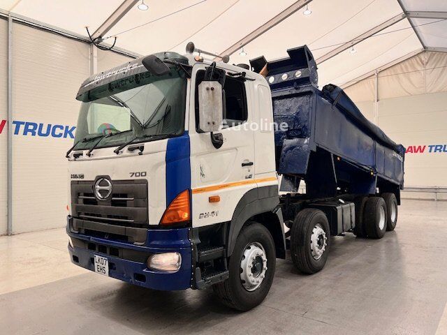 Hino 700 3241 8x4 Sleeper Cab Tipper kiper