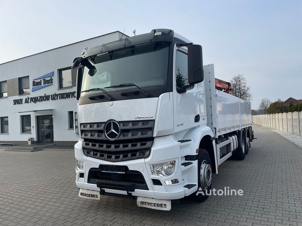 Mercedes-Benz AROCS 2545 kamion s ravnom platformom