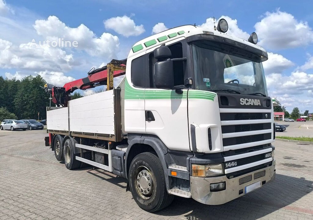 Scania 144.460 kamion s ravnom platformom