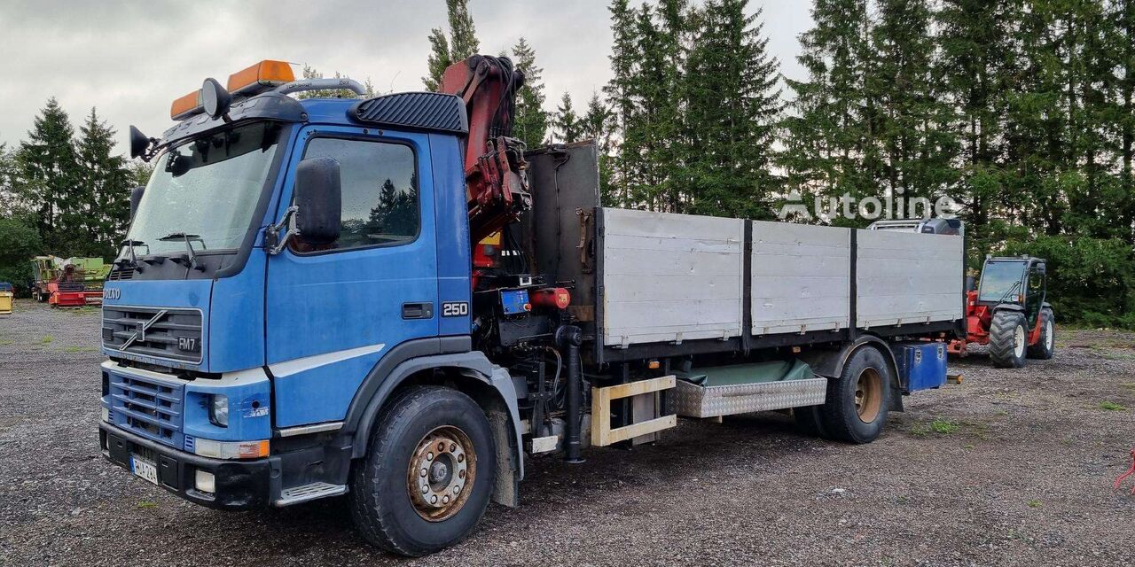 Volvo FM 7 250 kamion s ravnom platformom