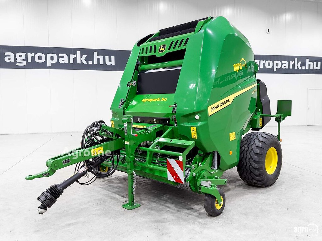 Nova John Deere V451M balirka za okrugle bale