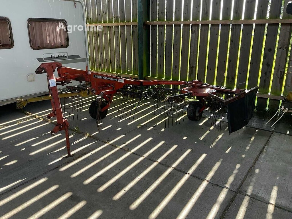 Prodaje se Deutz-Fahr KS 200 DN sakupljač sena na aukciji