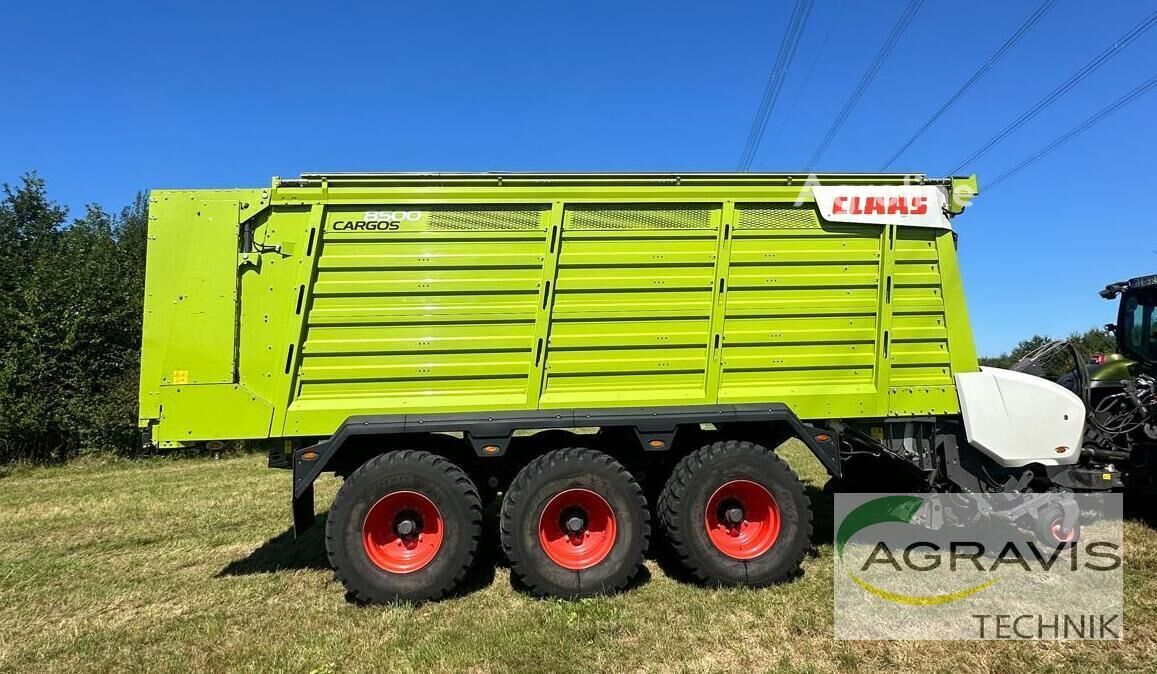 Claas Cargos 8500 samoutovarna prikolica
