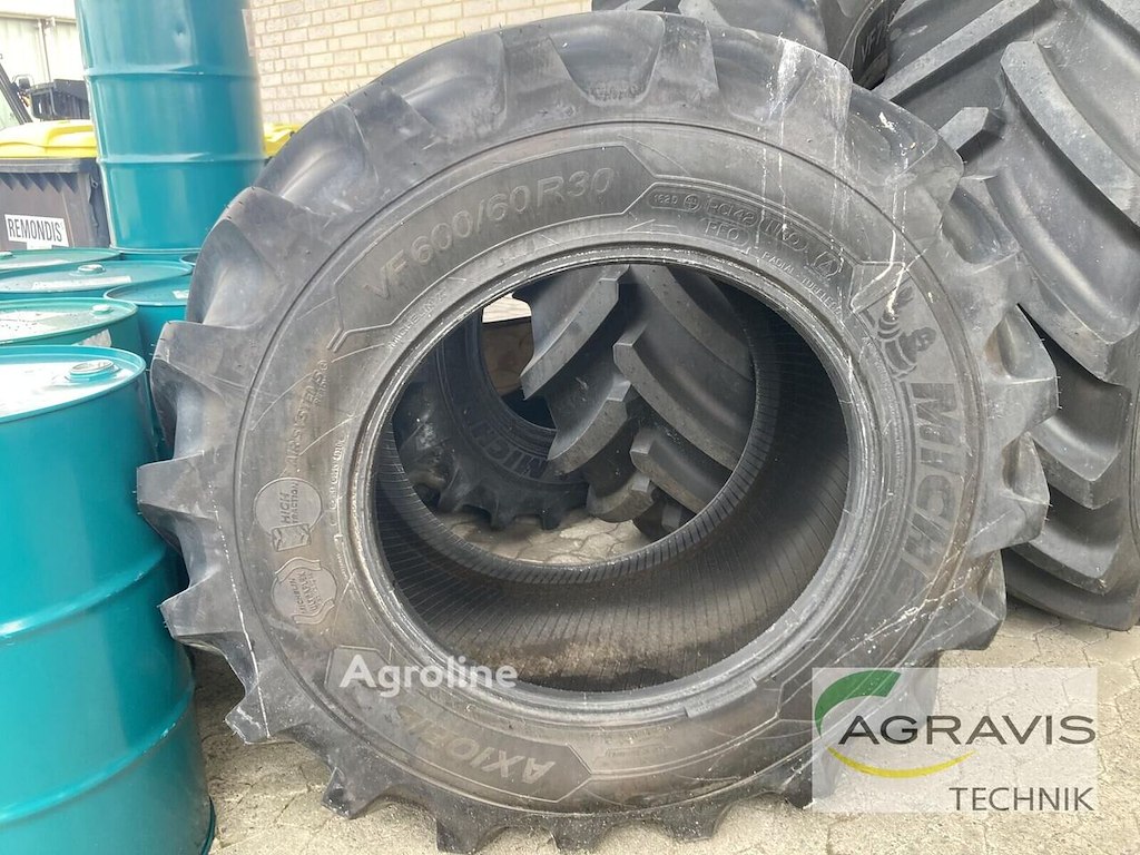 Nova Michelin KR 600/60R30 guma za traktore