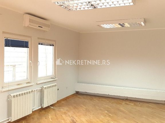 Centar, Vukov spomenik, 140m2, 6 kancelarija