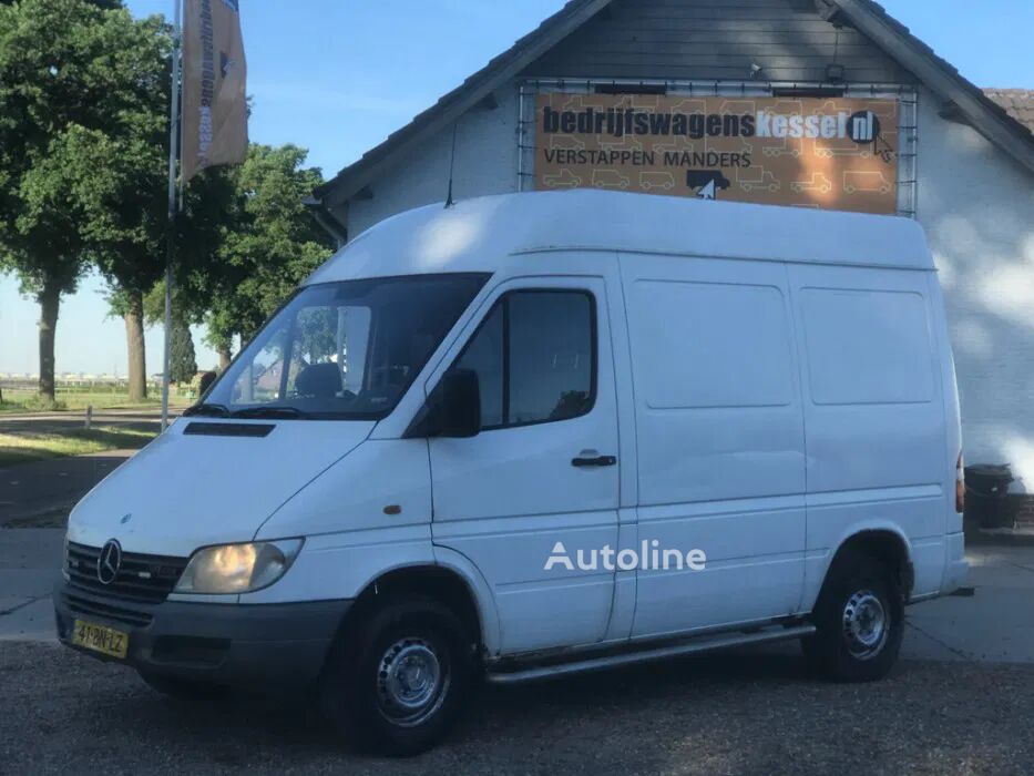 Mercedes-Benz Sprinter 311 CDI Euro 3 L1H2 Trekhaak 2.8t minibus furgon