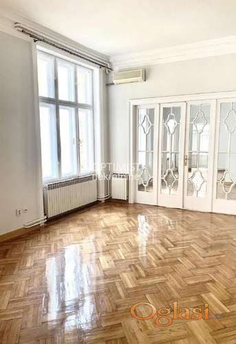 Lux salonac, uknjižen, odmah useljiv ID#3126