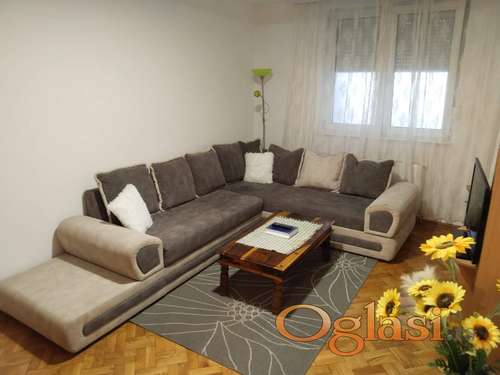 Prodaje se funkcionalan jednosoban stan – 31 m² u blizini Sajma