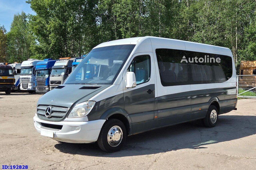 Mercedes-Benz Sprinter 519 prigradski autobus