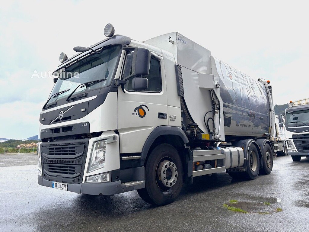 Prodaje se Volvo FM420 EURO 6 sidelaster / komprimatorbil / renovasjonsbil - leve kamion za smeće na aukciji
