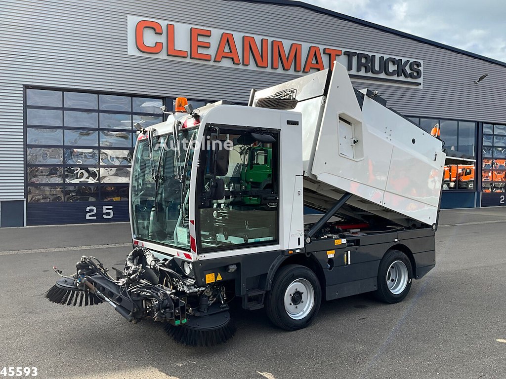 Schmidt Compact 400 Euro 6 with 3-rd brush vozilo za čišćenje ulica