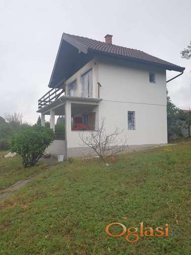 Vikendica Krčedin, 3.0 trosobna, 76 m², Hitno!