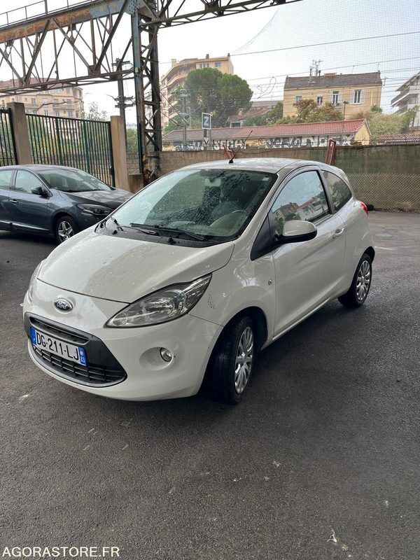 Prodaje se Ford KA hečbek na aukciji