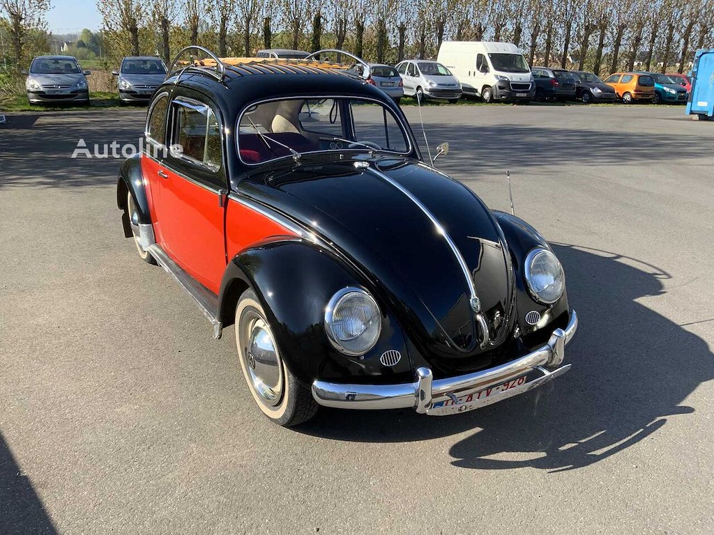 Prodaje se Volkswagen Kever hečbek na aukciji